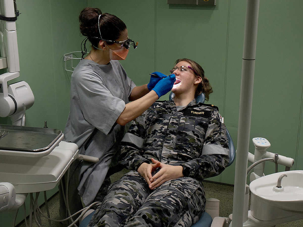 ADF Careers - Dentist