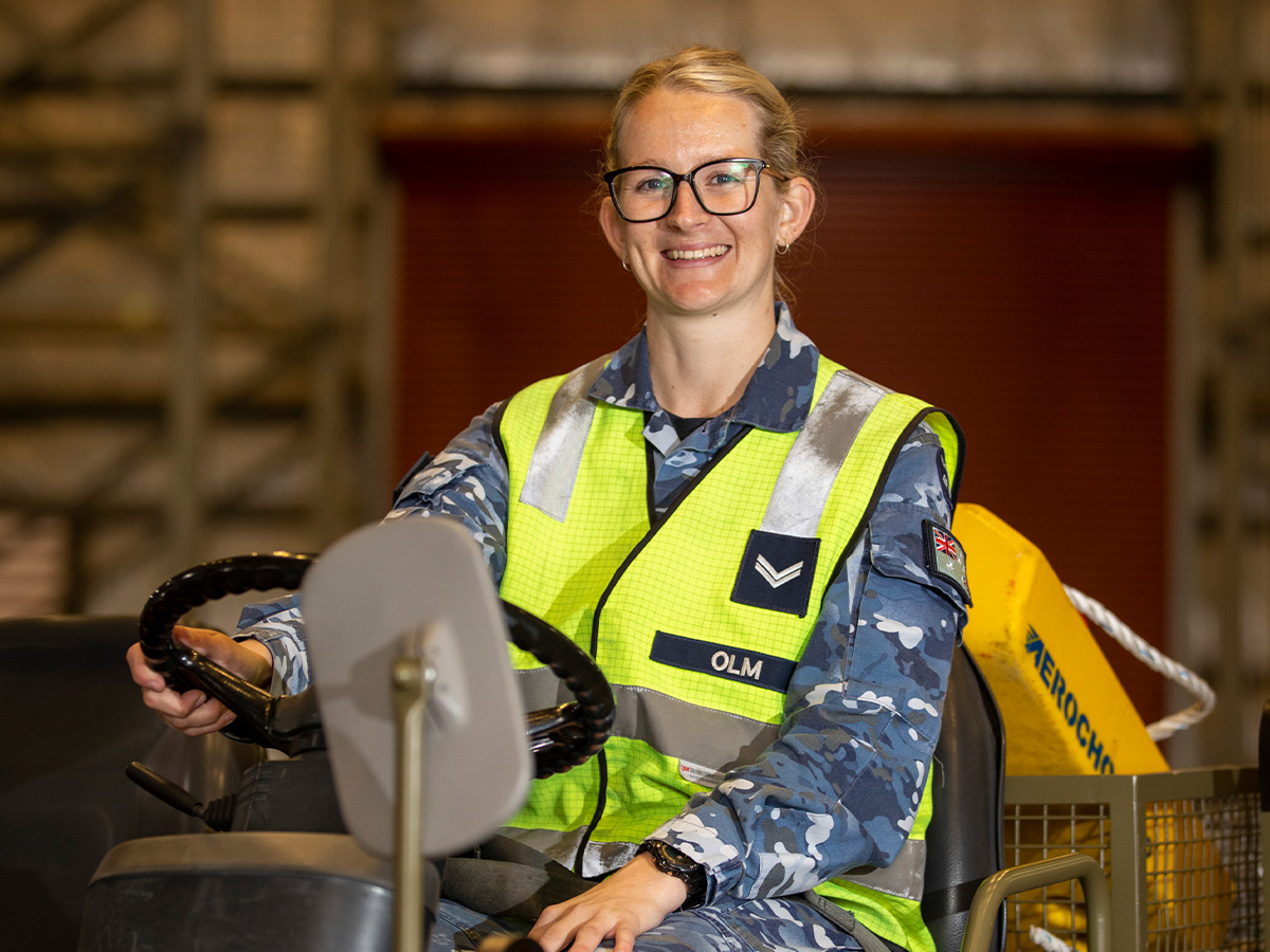 ADF Careers - Warehouse Storeperson